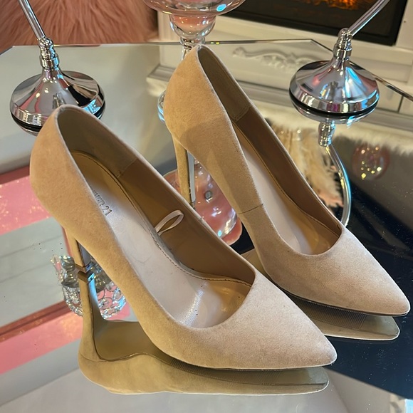 Forever 21 | Shoes | Light Tan Pumps Designed By Forever 2 | Poshmark